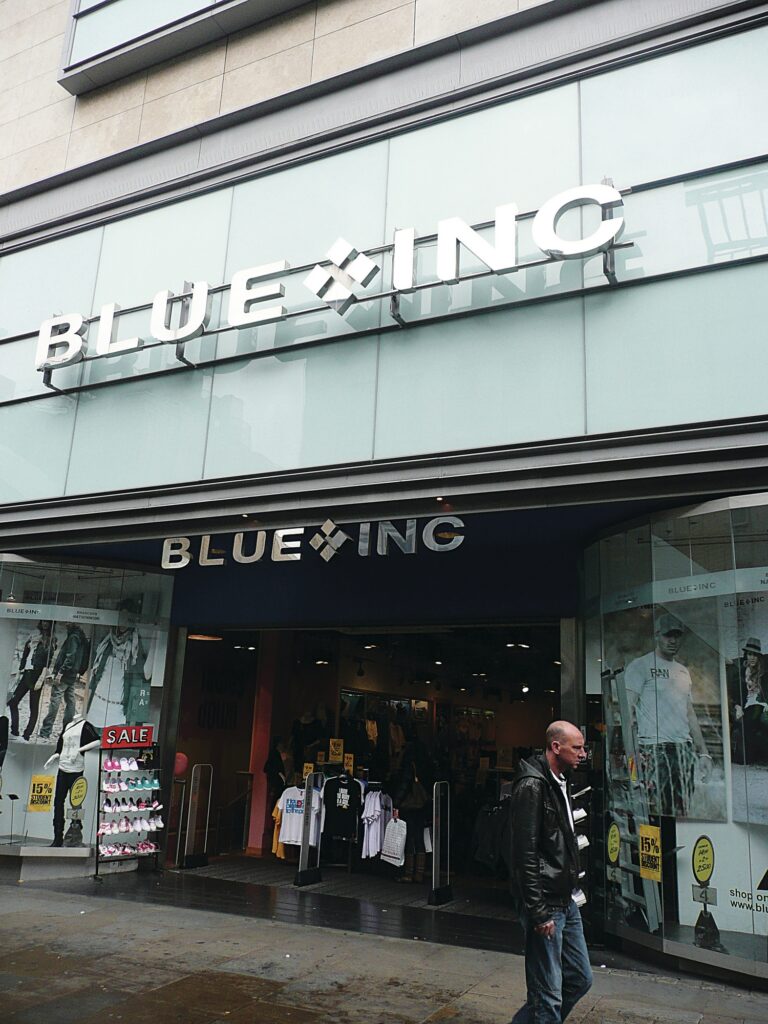 Blue Inc, Arndale Centre