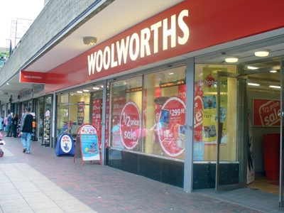 Woolworths owner mulls high street return