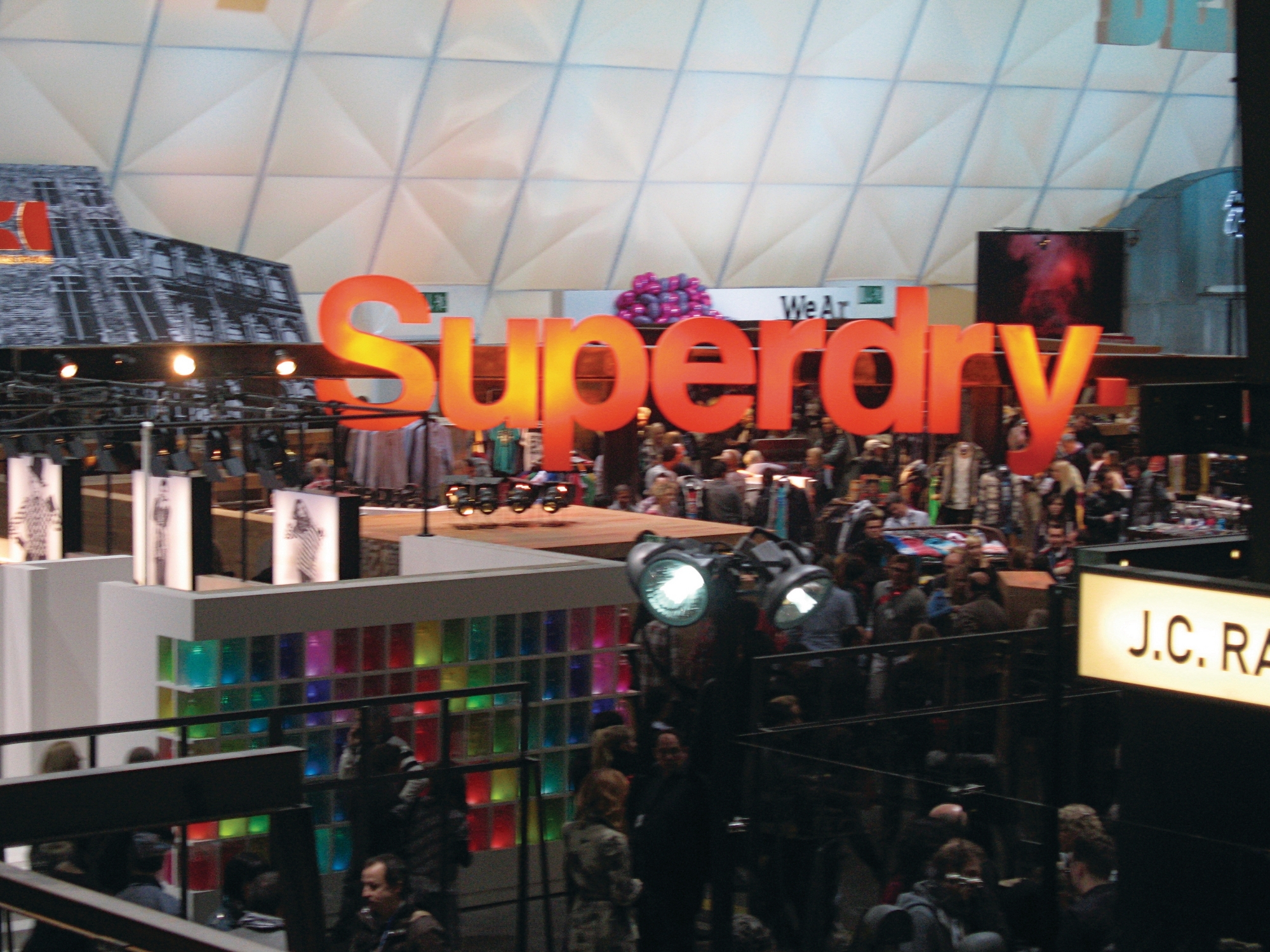 SuperGroup chief operating officer steps down