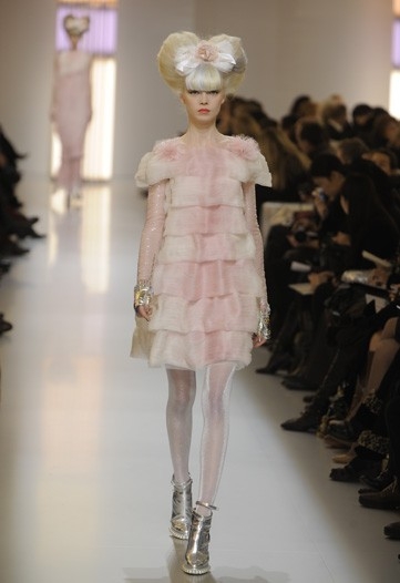 Paris Couture: Chanel, Givenchy