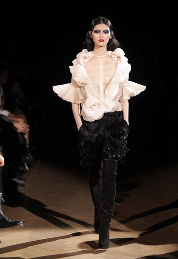 Paris Couture: Chanel, Givenchy