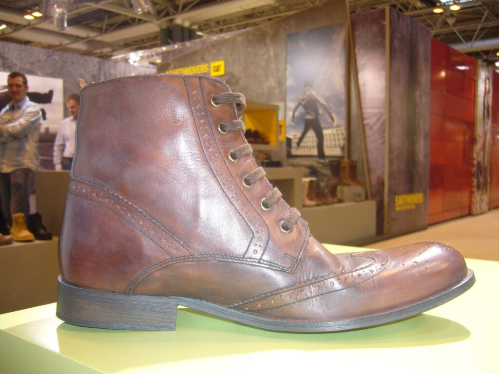 Moda Footwear