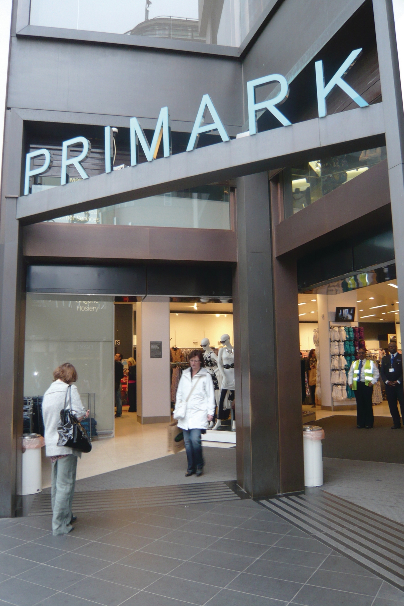 Primark lures New Look’s Lawton to menswear role