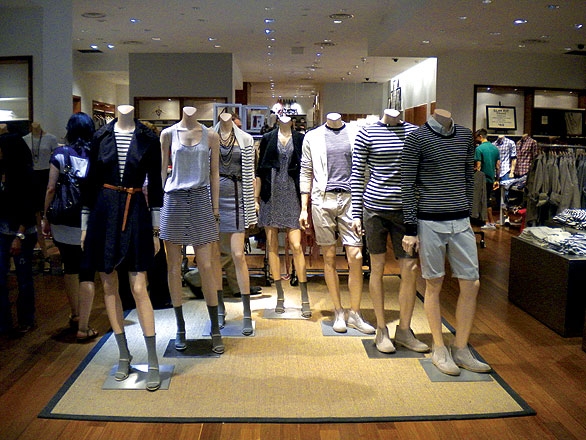 Club Monaco, Toronto, Canada