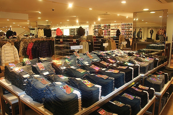 Uniqlo, Bluewater
