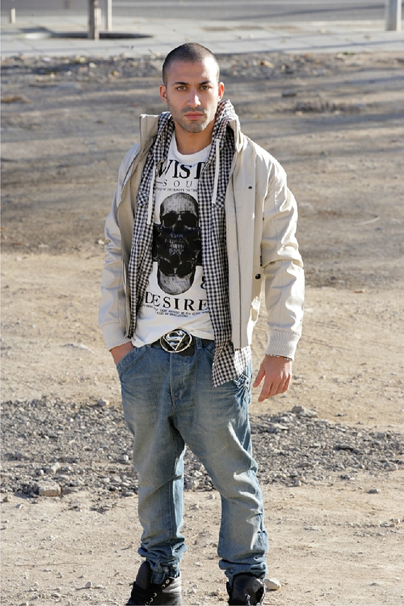 Blue Inc cracks Christmas as snow fails to faze shoppers