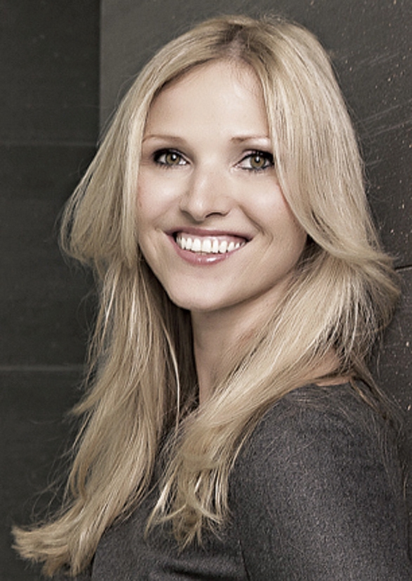 Julia Ewald