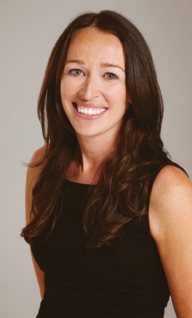 98 Lisa Smosarski and Alexandra Fullerton ***New***