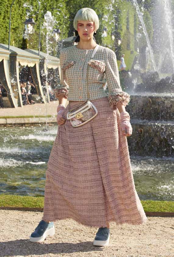 Chanel pre-spring 13 – An eighteenth century cruise