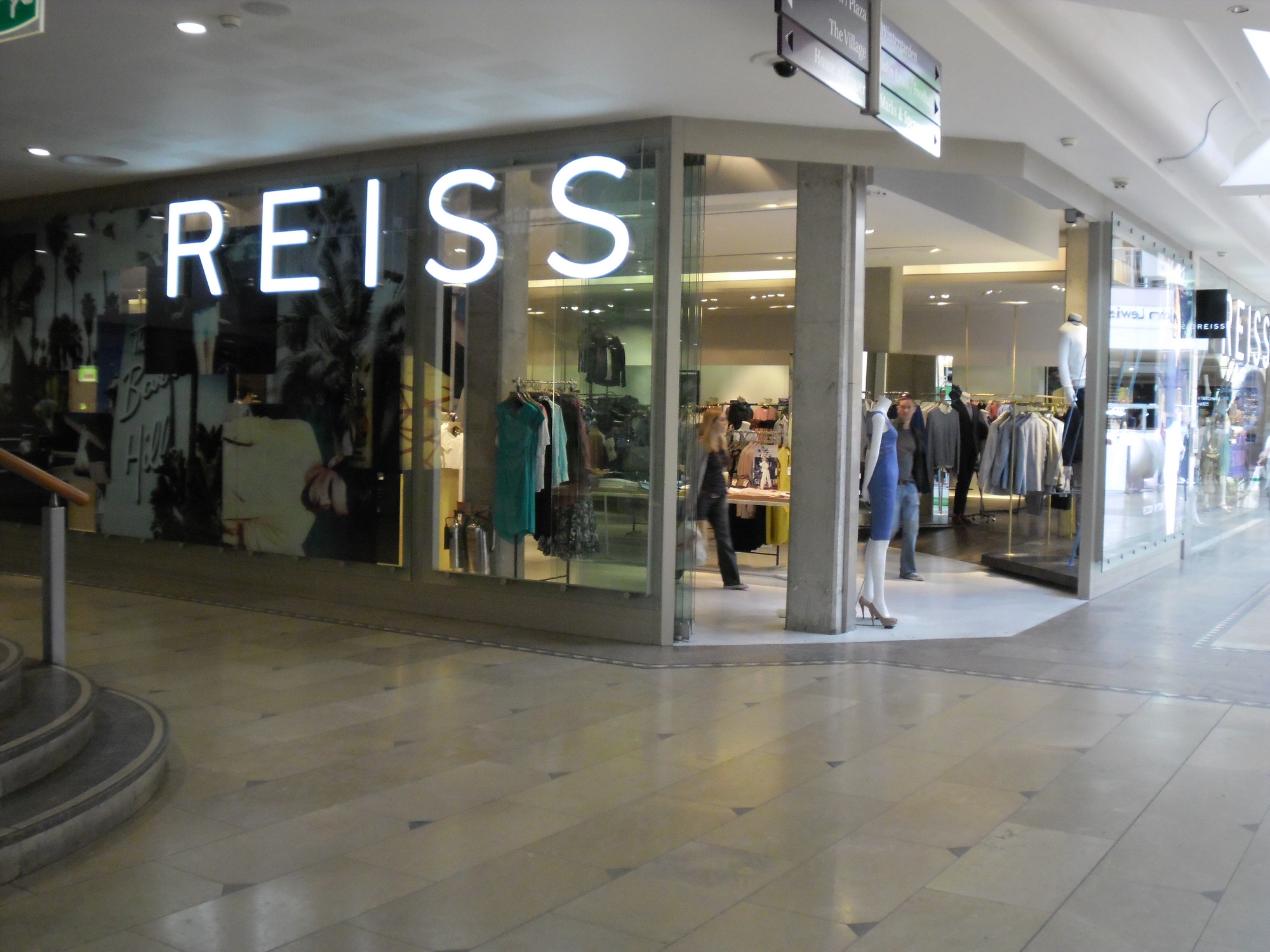 Reiss extends its personal approach