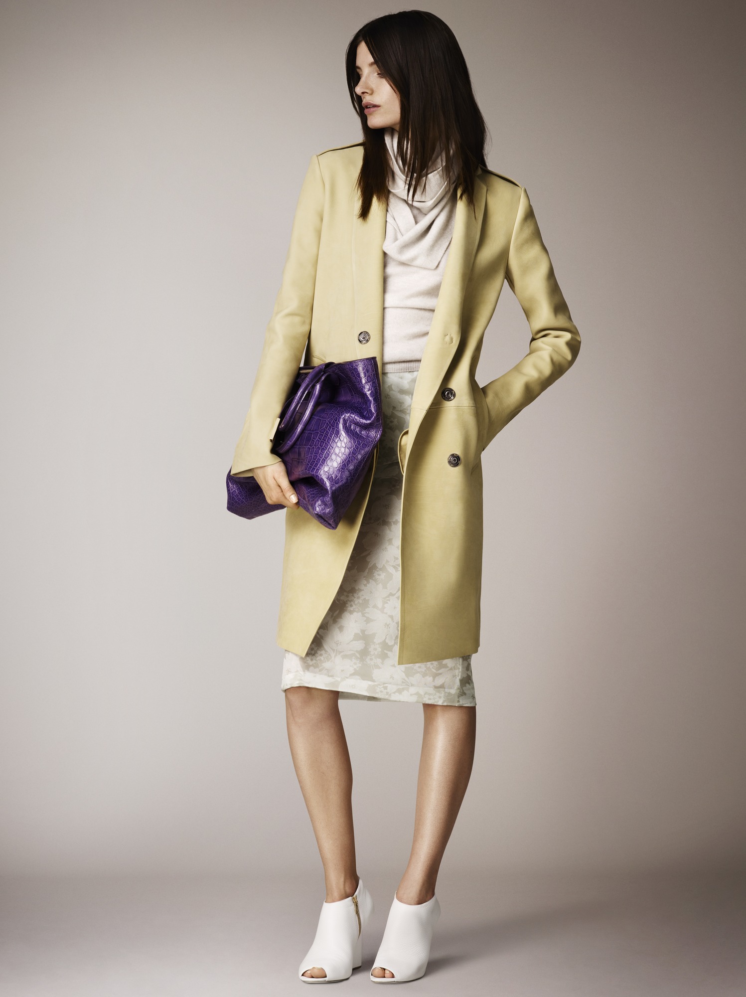 Image gallery: Burberry unveils spring 14 pre-collection