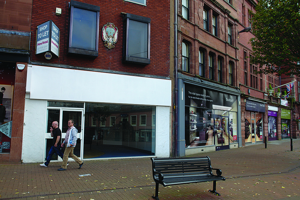 Empty shops repurposed as climate emergency centres