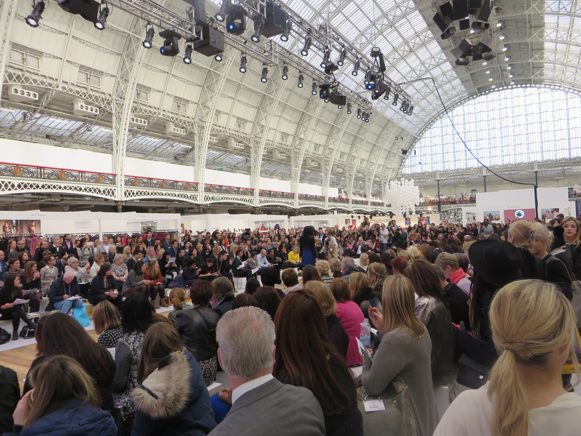 Pure London: mood of the show