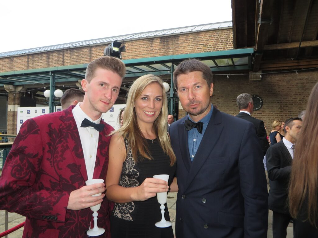 Off the record, June 7 2014