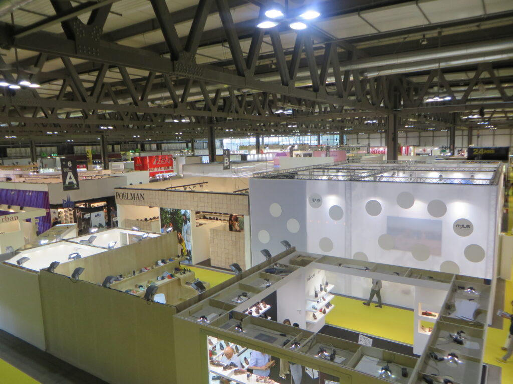 Midweek Micam welcomed but later Who’s Next divides opinion