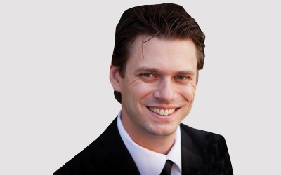 Brands should venture carefully into ecommerce