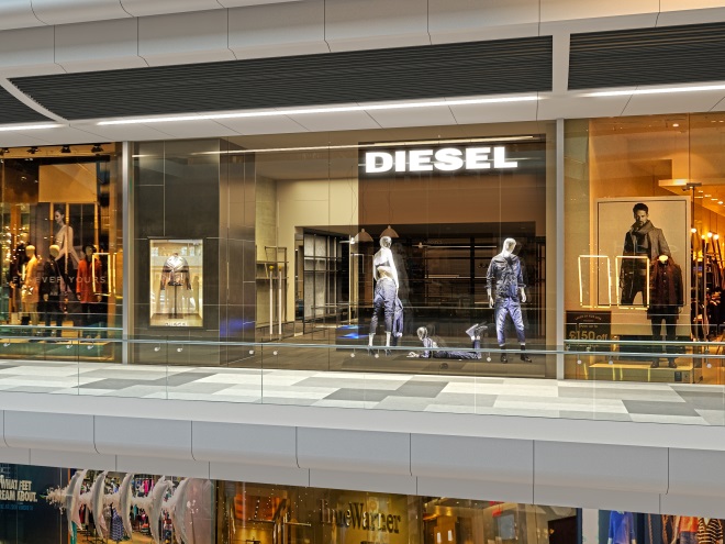 Hewlett appointed European boss at Diesel