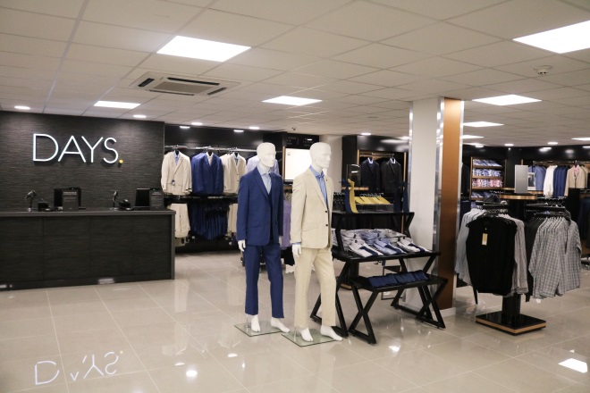 Days department store readies UK retail roll-out