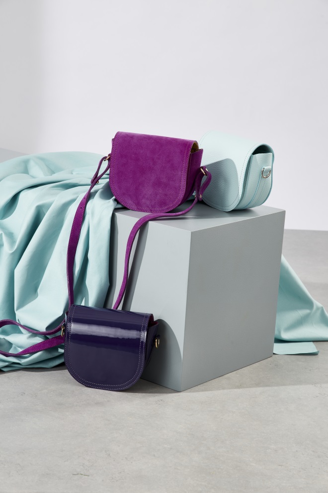 Luxury Handbags Without Logos Meaning | Paul Smith