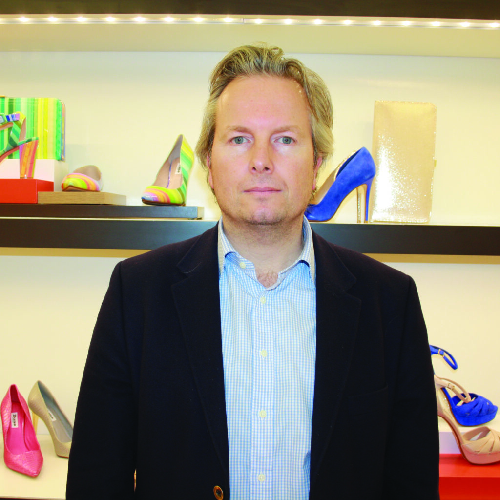 Exclusive: Dune Group CEO to exit