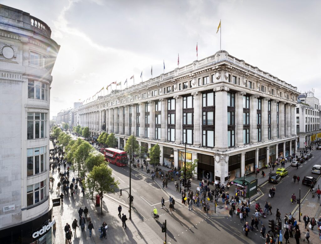 Selfridges managing director exits