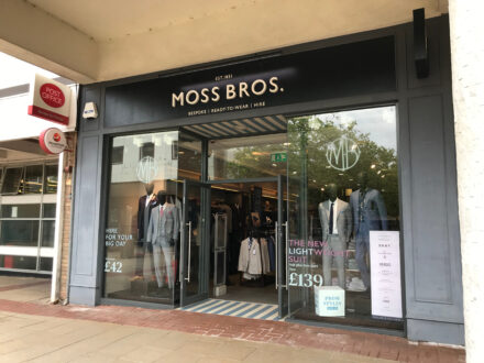 Moss Bros to reopen website