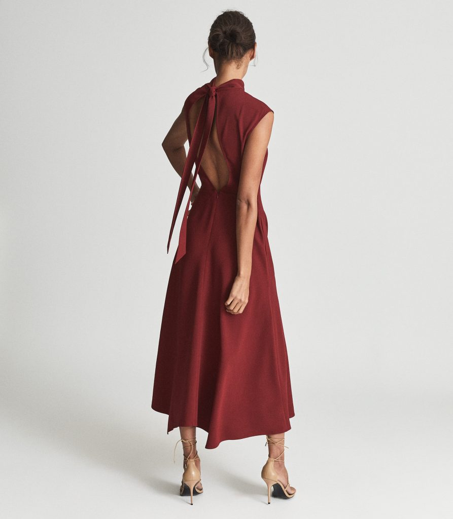 First look: Reiss launches petite collection