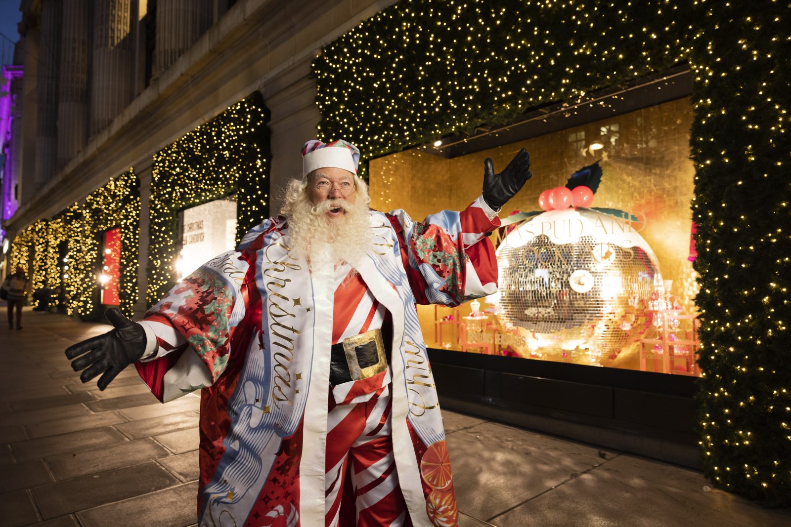 First look: Selfridges unveils its Christmas windows