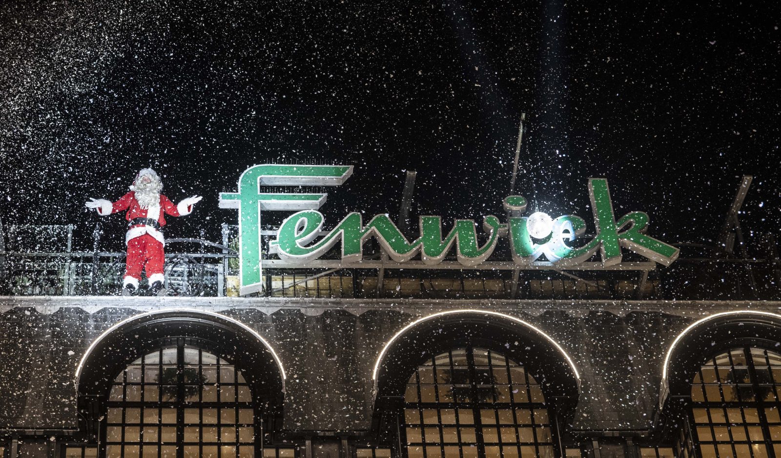 Fenwick drafts in advisers