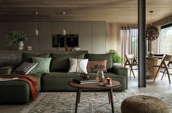 John Lewis signs £500m rental home deal