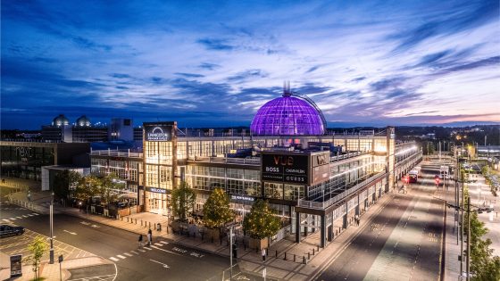 From off-price origins to flagship success: the evolution of outlet retail