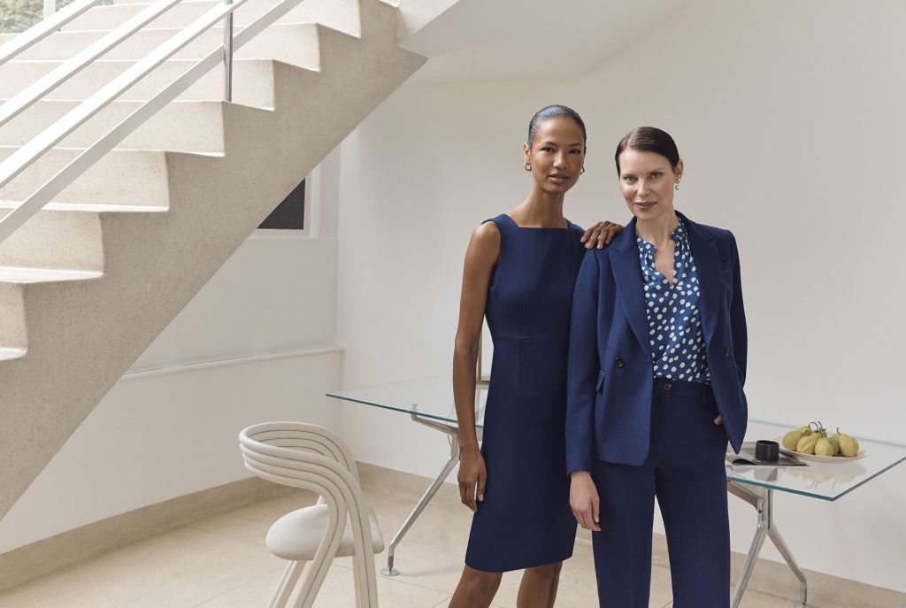 Hobbs to open Scottish outlet store