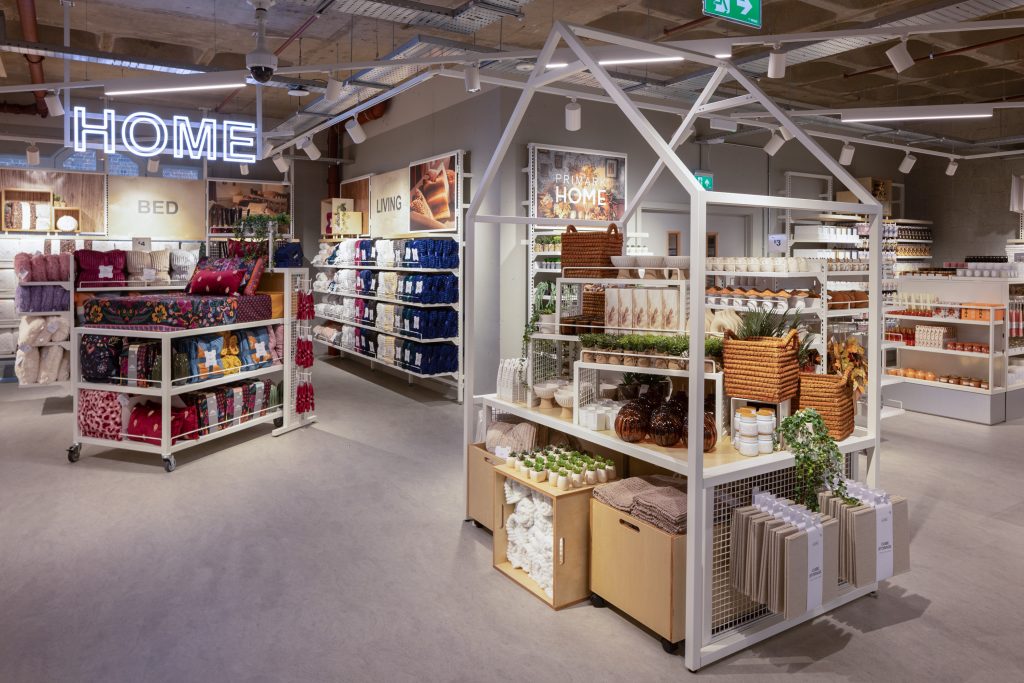 First look: Primark opens new Salisbury store