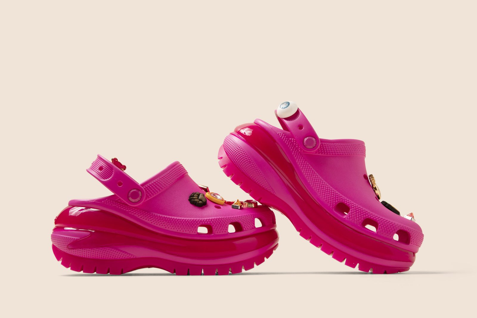 Crocs intensifies UK outlet rollout