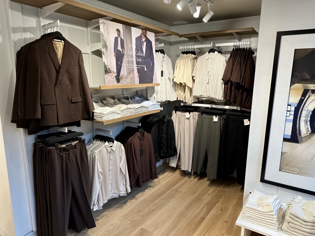 Abercrombie & Fitch opens in Spitalfields
