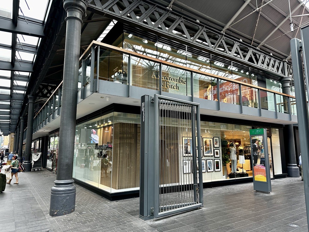 Abercrombie & Fitch opens in Spitalfields