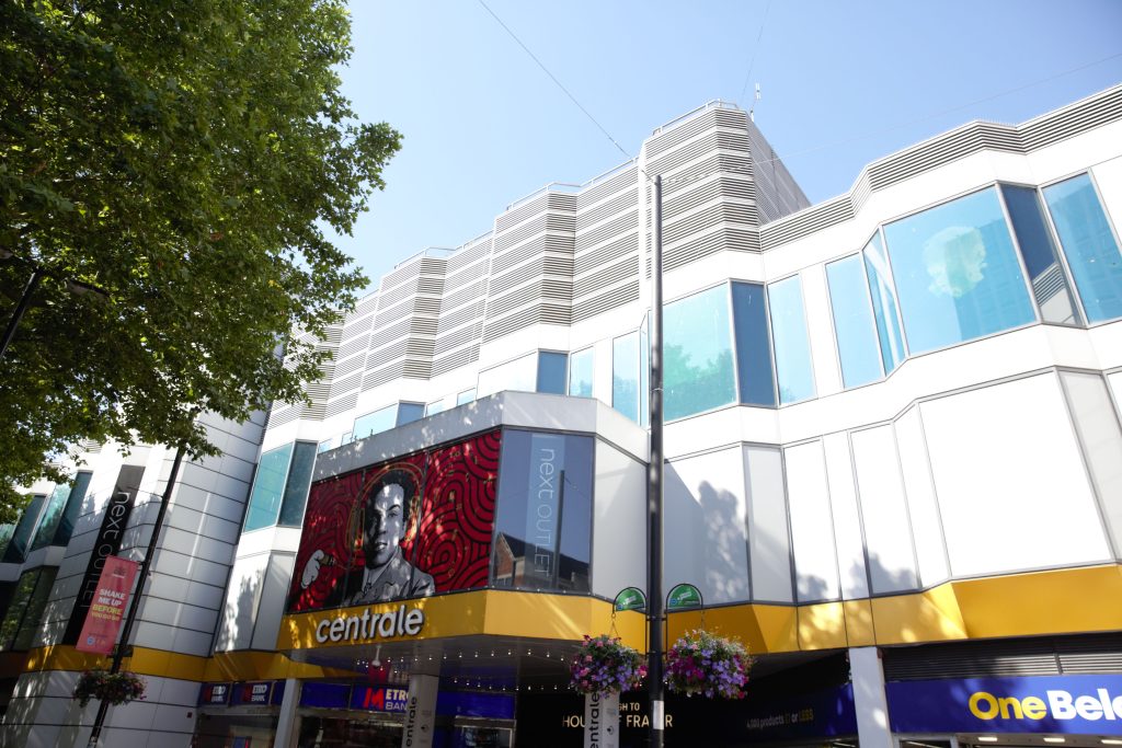 Frasers Group renews Croydon lease amid new signings