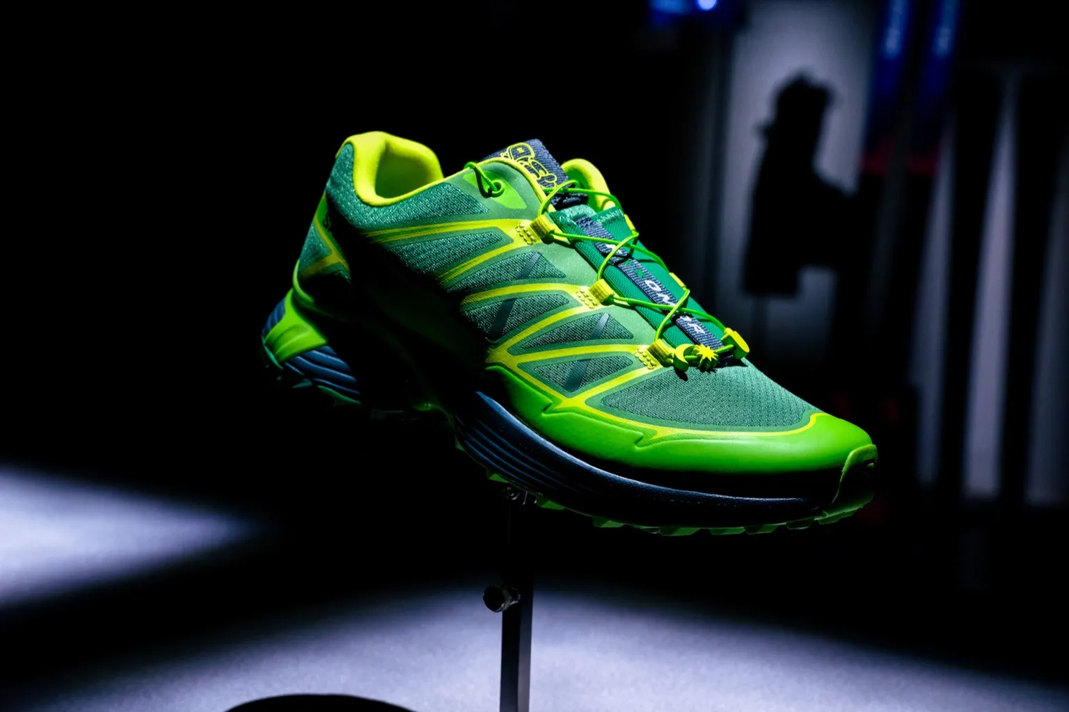 Salomon signs first UK store outside London
