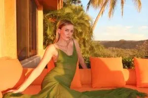 The Balearic inspirations behind De La Vali's dressy designs