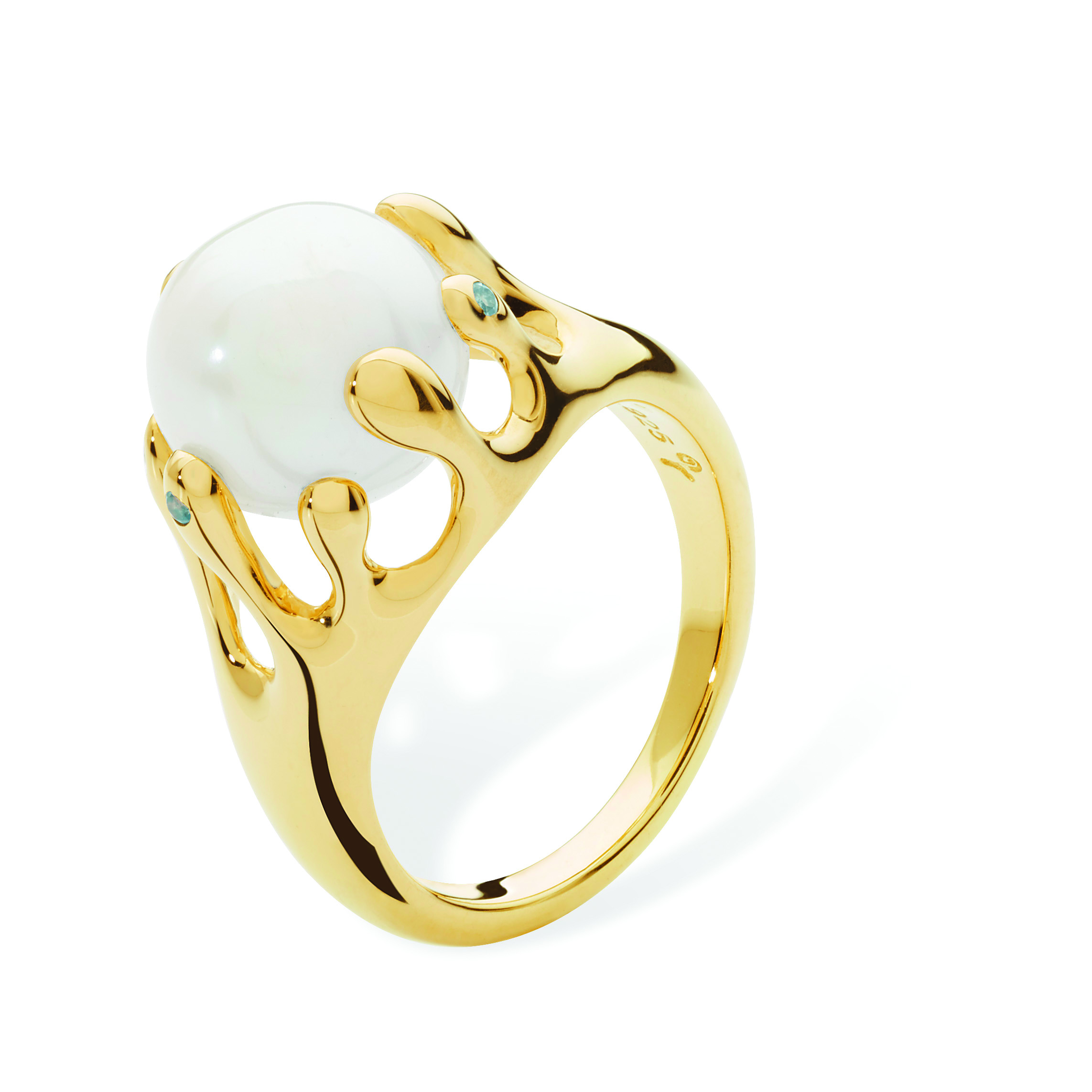 Lucy Q unveils new collection and enjoys success at IJL | Retail Jeweller