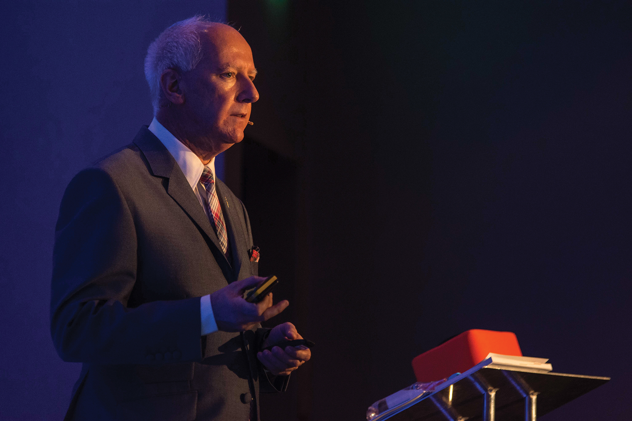 Willie Hamilton collaborates with fellow jewellery industry names to ...