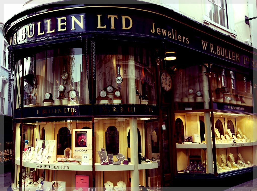 Bullens Jewellers celebrates 130th anniversary with design competition ...