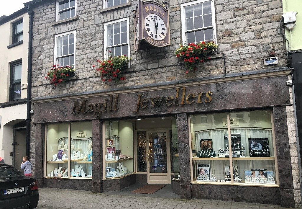 CMJ adds two new retail members | Retail Jeweller