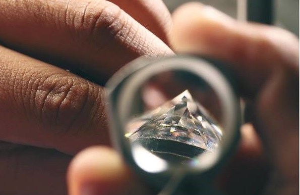 Brilliant Earth brings ‘Blockchain-Enabled’ diamonds to market | Retail ...