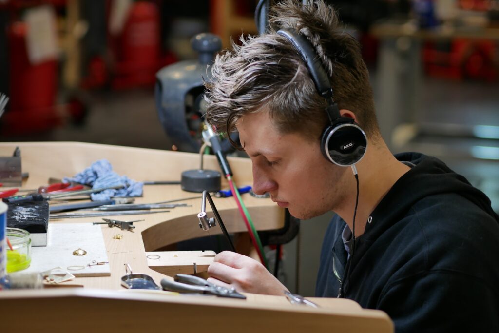 The Goldsmiths' Company Charity invests in UK skills development ...