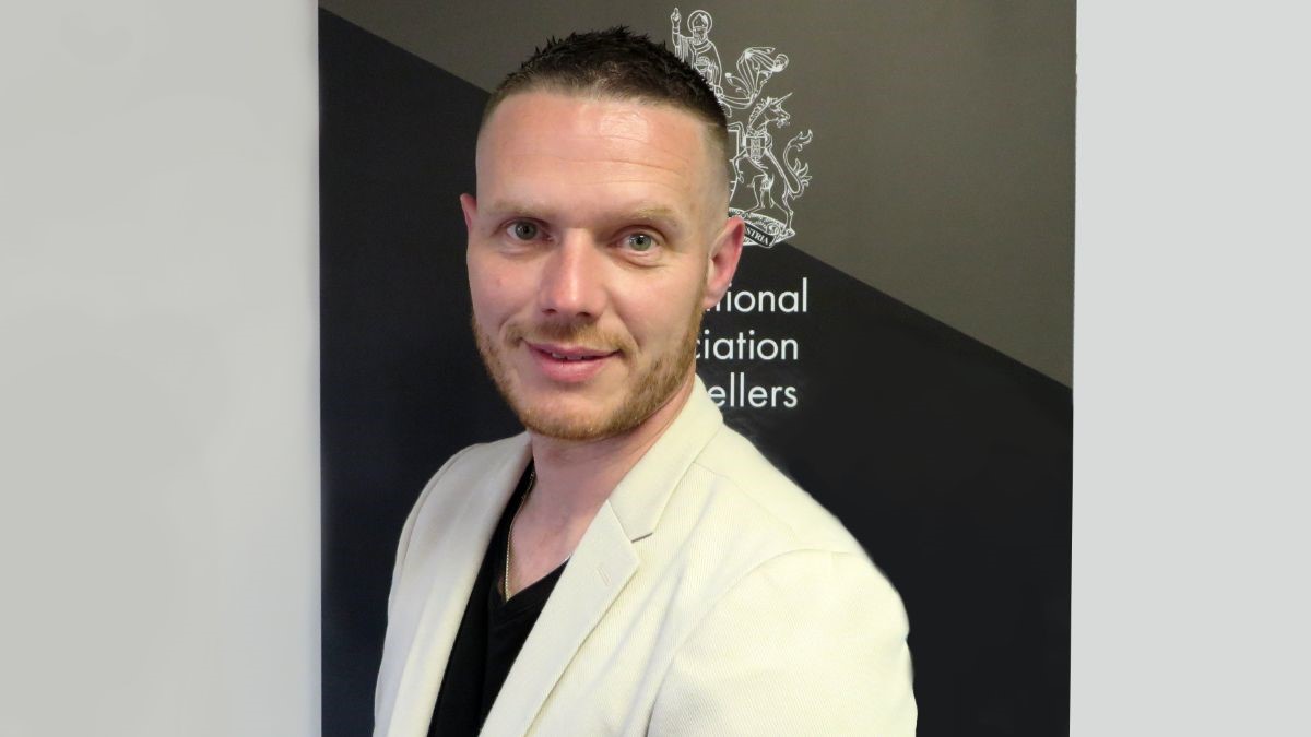 Garry Lane joins NAJ as sales manager | Retail Jeweller