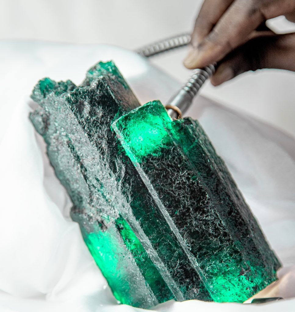 Gemfields discovers 7,525ct 'Chipembele' emerald | Retail Jeweller