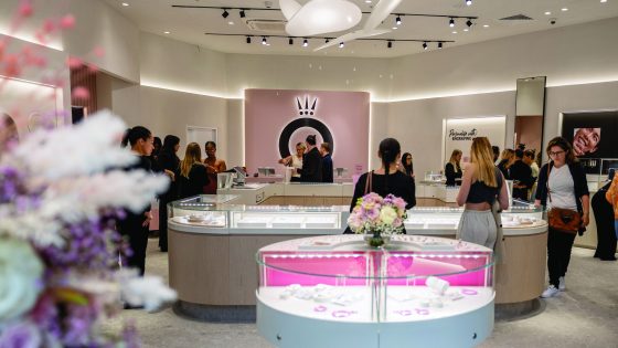 Store Design: Pandora, Oxford Street, London | Retail Jeweller