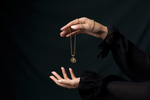 Hamilton & Inches launches new Honos collection | Retail Jeweller