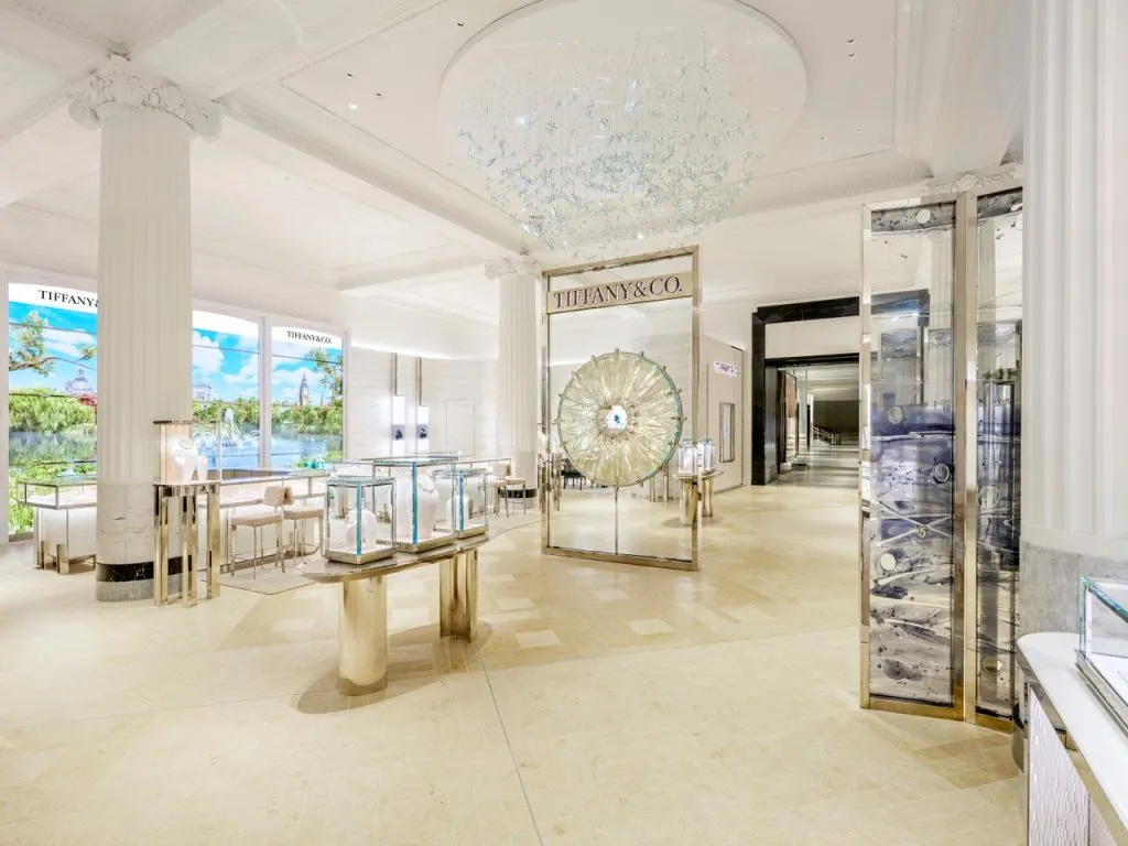 Tiffany & Co unveils ‘open-to-all’ gallery on London’s Oxford Street ...